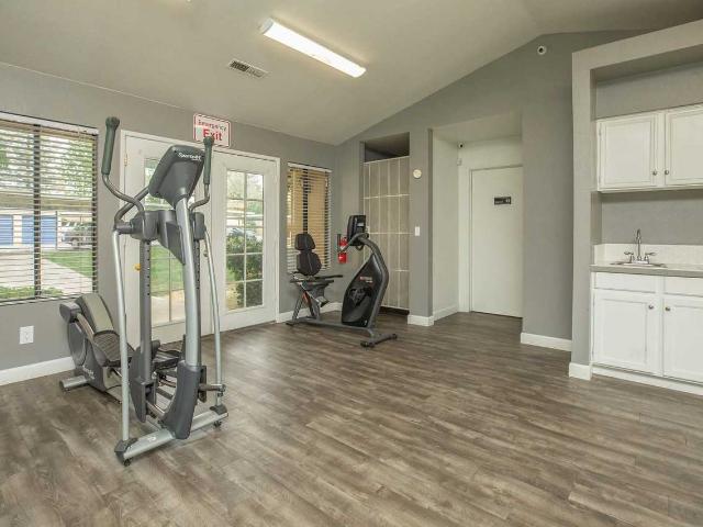 Windscape Apartments 2 Bedroom Apartment for Rent at 373 W Nees Ave, Fresno, CA 93711