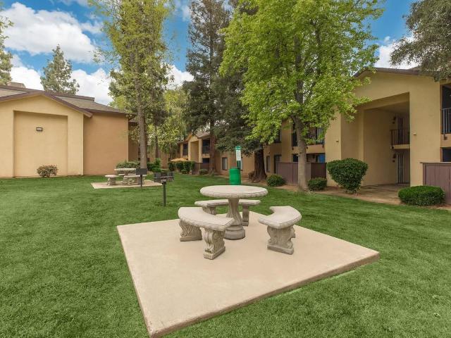 Windscape Apartments 2 Bedroom Apartment for Rent at 373 W Nees Ave, Fresno, CA 93711