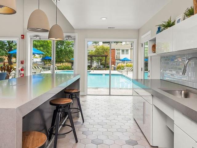 Windscape of Naperville Apartments 2 Bedroom Apartment for Rent at 896 Benedetti Dr, Naperville, IL 60563