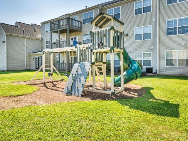 Windshire Terrace 2 Bedroom Apartment for Rent at 72 Forest Glen Cir, Middletown, CT 06457
