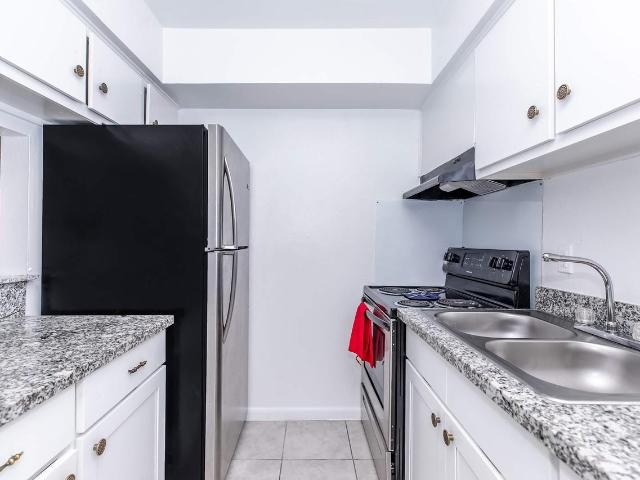 Windswept Gardens Apartments Studio Apartment for Rent at 6320 Windswept Ln, Houston, TX 77057 Woodlake Briar Meadow