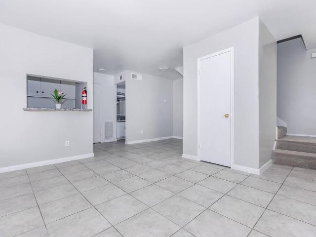 Windswept Gardens Apartments Studio Apartment for Rent at 6320 Windswept Ln, Houston, TX 77057 Woodlake Briar Meadow