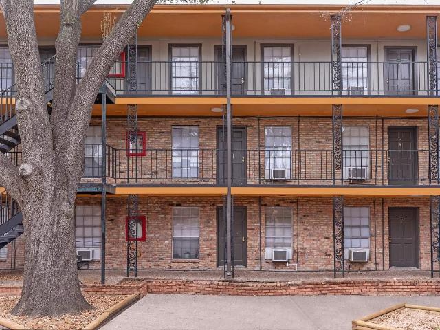 Windswept Gardens Apartments 1 Bedroom Apartment for Rent at 6320 Windswept Ln, Houston, TX 77057 Woodlake Briar Meadow