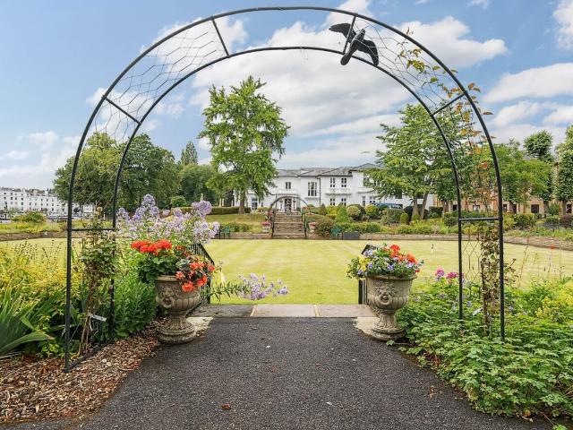 Windrush, Thamesfield Village, Henley On Thames RG9, 1 bed flat to rent, £4,750 pcm | PrimeLocation