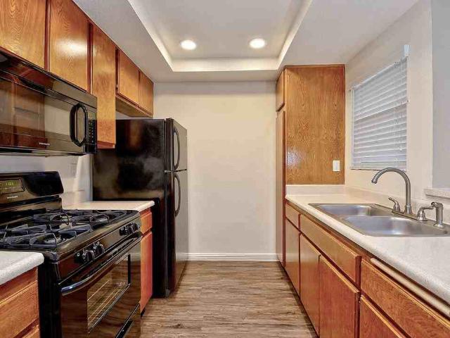 WINDWOOD 2 Bedroom Apartment for Rent at 1120 W Linden St, Riverside, CA 92507 University