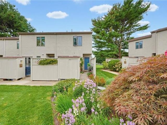 Windward Ln, Bristol, Home For Sale