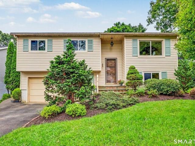 Windward Rd, Norwalk, Home For Sale
