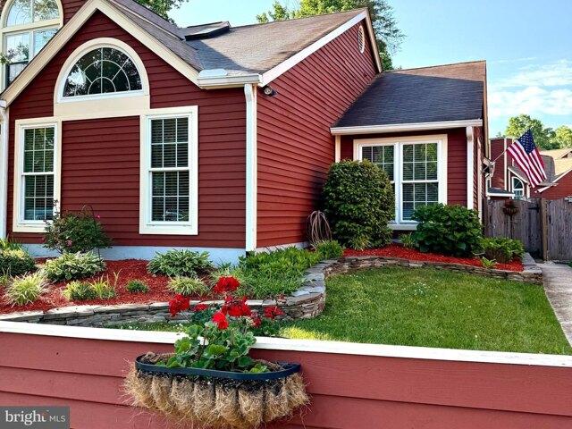 Windwhisper Ln, Annapolis, Home For Sale