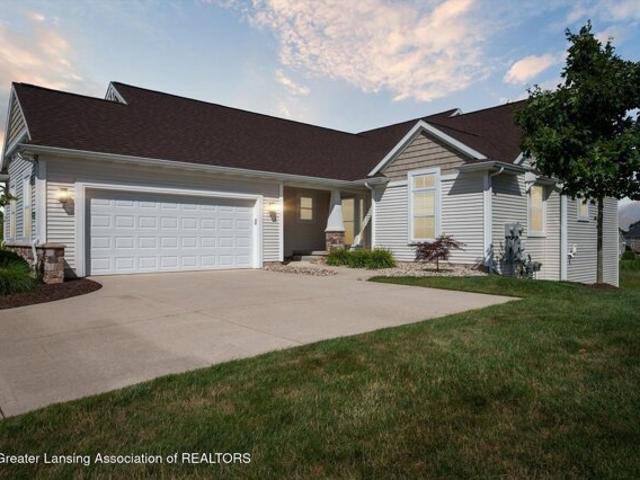 Wineleaf Ln, Dewitt, Home For Sale