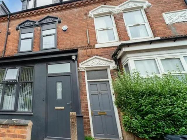 Winestop!, Raddlebarn Road, Stirchley, B29 7DB, United Kingdom | 5 bed house for rent #135866433 | Rentberry