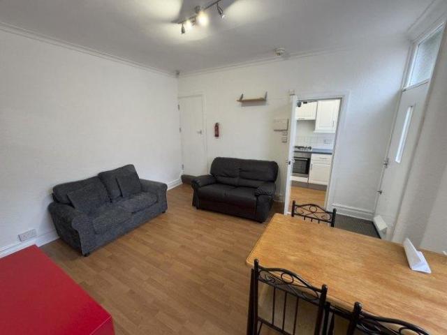 Winfield Terrace 3 bed house share to rent £1,623 pcm £375 pw