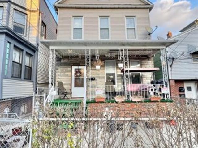 Winfield Ave, Jersey City, Home For Sale