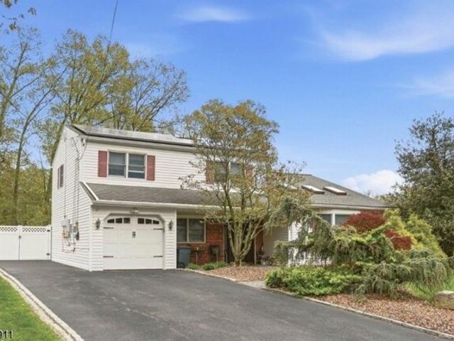 Winfield Dr, Parsippany Troy Hills Township, Home For Sale