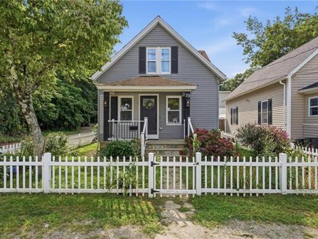 Winfield Rd, Johnston, Home For Sale