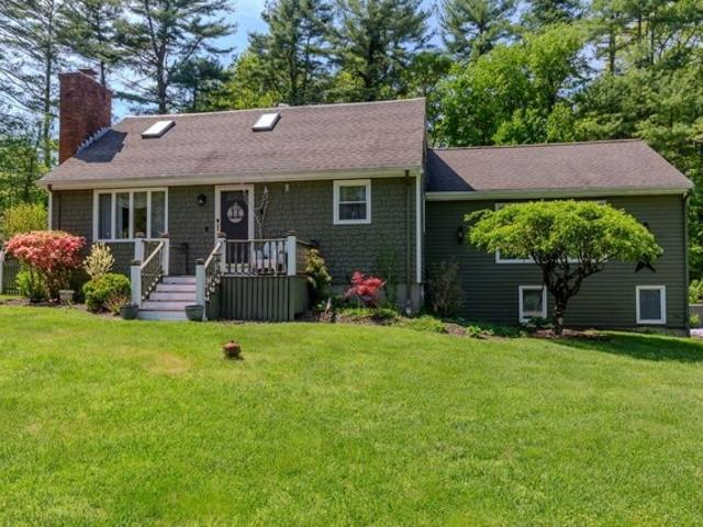 Wing Ave, Freetown, Home For Sale