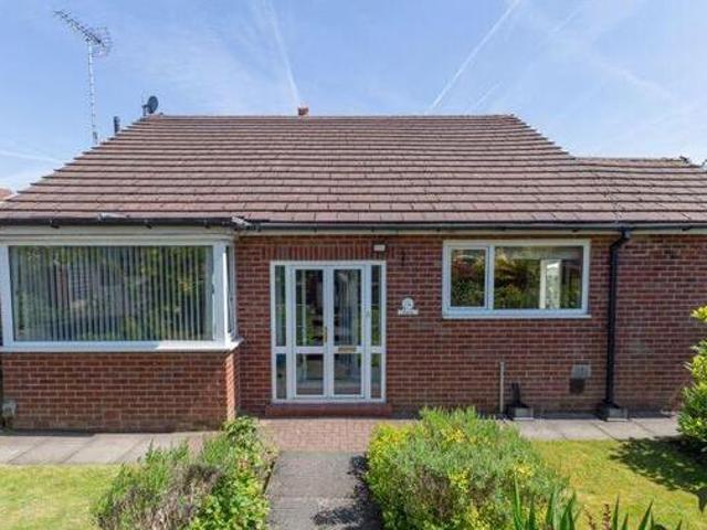 Wingate Drive, Whitefield, 4 Bedroom House