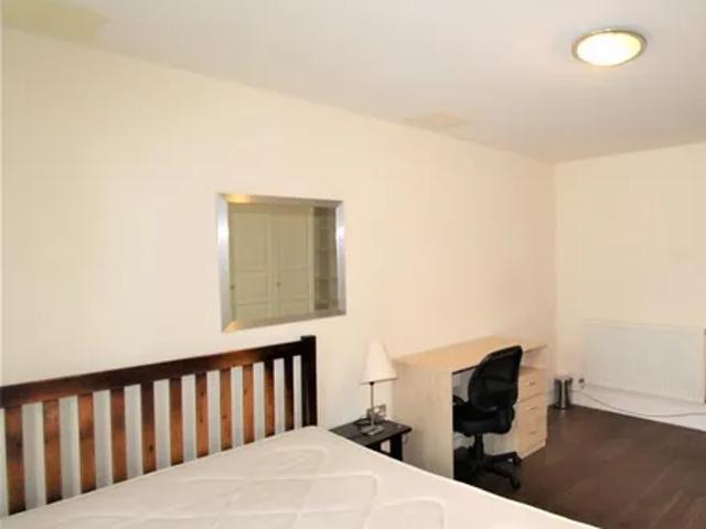 Wingfield Court, 4 Newport Avenue, London, E14 2DR, United Kingdom | 2 bed apartment for rent #134395292 | Rentberry
