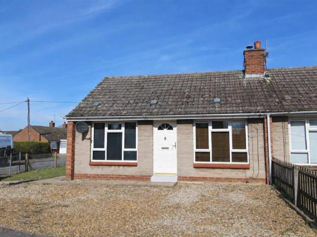 Wingfield Road, Brandon IP27 2 bed semi detached bungalow to rent £1,215 pcm £280 pw