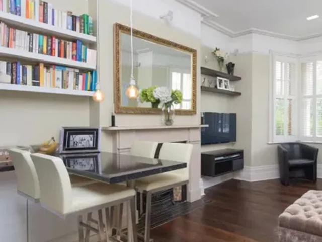 Wings, 39 Drury Lane, London, WC2B 5RR, United Kingdom | 1 bed apartment for rent #154587485 | Rentberry