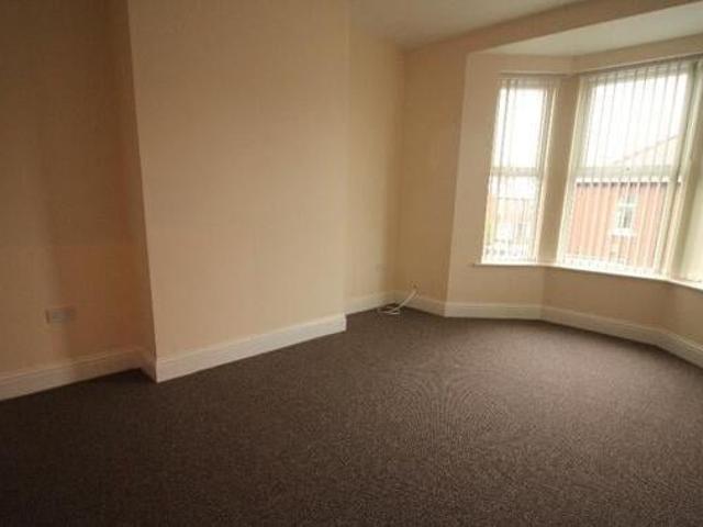 Wingrove Avenue, Newcastle Upon Tyne, 3 Bedroom Flat