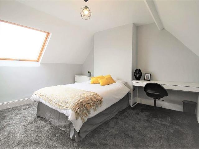 Wingrove Avenue, Newcastle Upon Tyne NE4, 5 bed shared accommodation to rent, £1,955 pcm | PrimeLocation