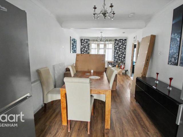 Winifred Road, DAGENHAM 1 bed in a house share to rent £4,333 pcm £1,000 pw