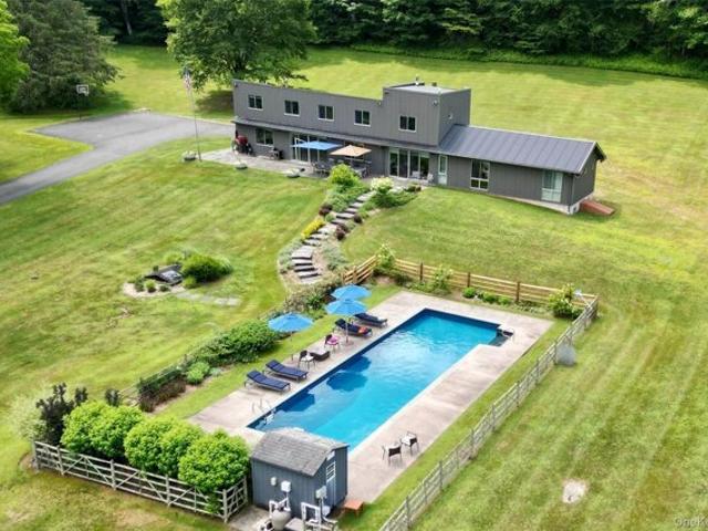Winkelstern Ln, Kenoza Lake, Home For Sale