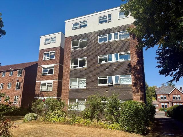 Winn Road, Southampton, Hampshire SO17, 2 bed flat to rent, £1,500 pcm | PrimeLocation