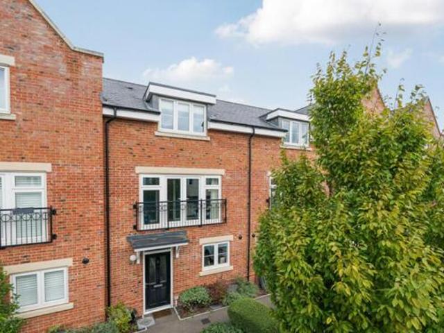 Winnersh, Morris Close, Wokingham, 3 Bedroom Terraced