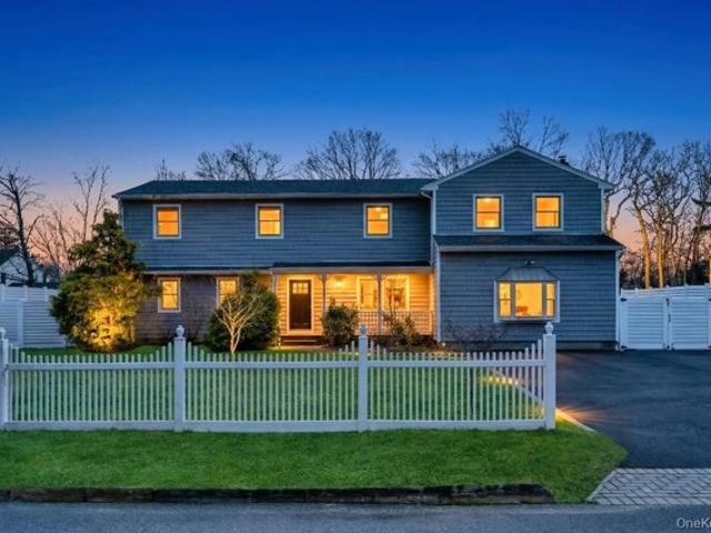 Winnetica Ln, East Islip, Home For Sale