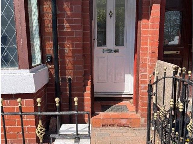 Winnie St, Manchester M40, 2 bed terraced house to rent, £1,050 pcm | PrimeLocation