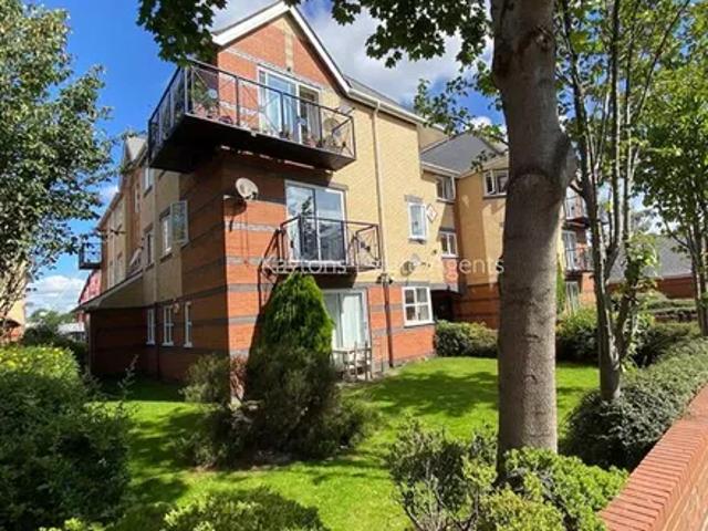 Winnipeg Quay, Salford, M50 3TY, United Kingdom | 2 bed apartment for rent #121362449 | Rentberry
