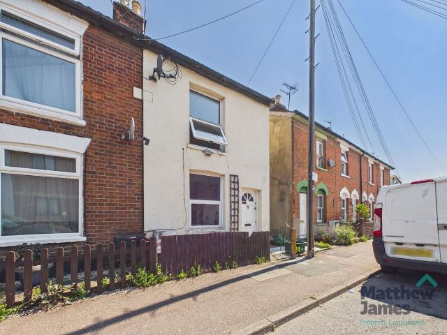Winnock Road, Colchester CO1, 2 bed end terrace house to rent, £1,200 pcm | PrimeLocation