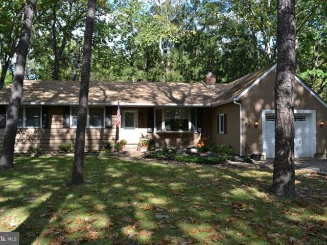Winooska Trl, Medford Lakes, Home For Sale