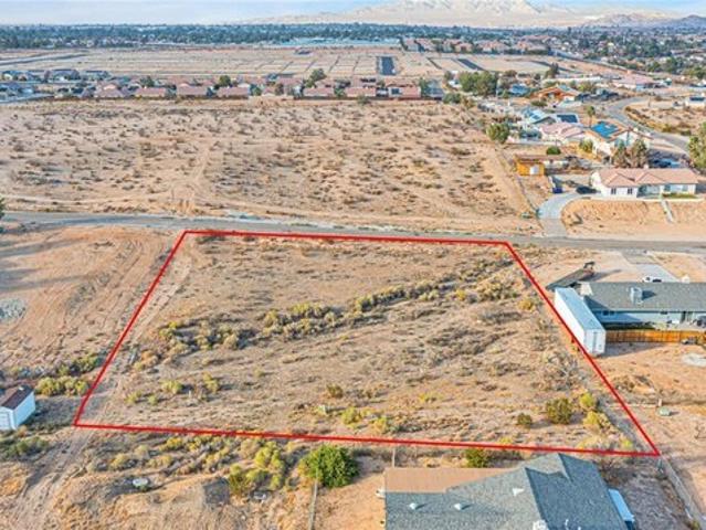 Winona St, Victorville, CA 92395