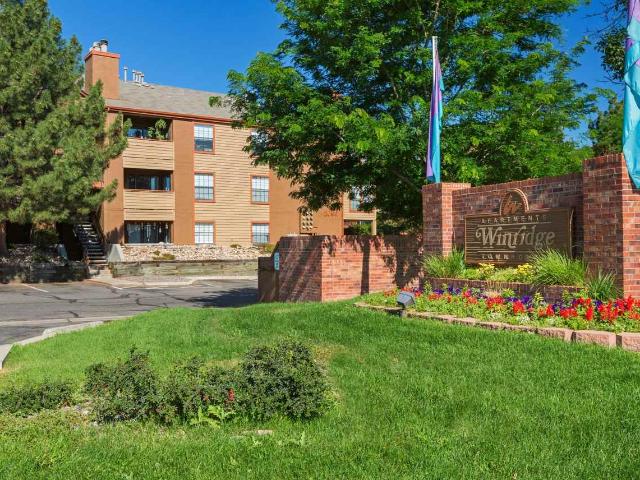 Winridge Apartments and Townhomes 2 Bedroom Apartment for Rent at 2075 S Paris Way, Aurora, CO 80014 Village East