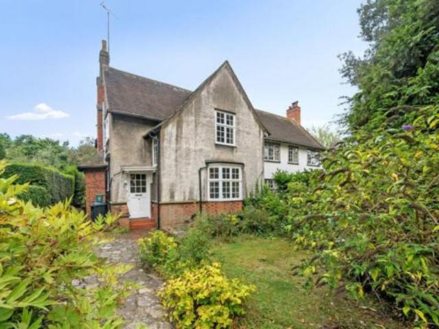 Winscombe Crescent, Ealing, 4 Bedroom Semi detached