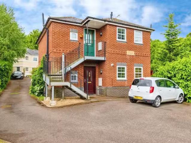 Winsor Place, Colden Common, WINCHESTER