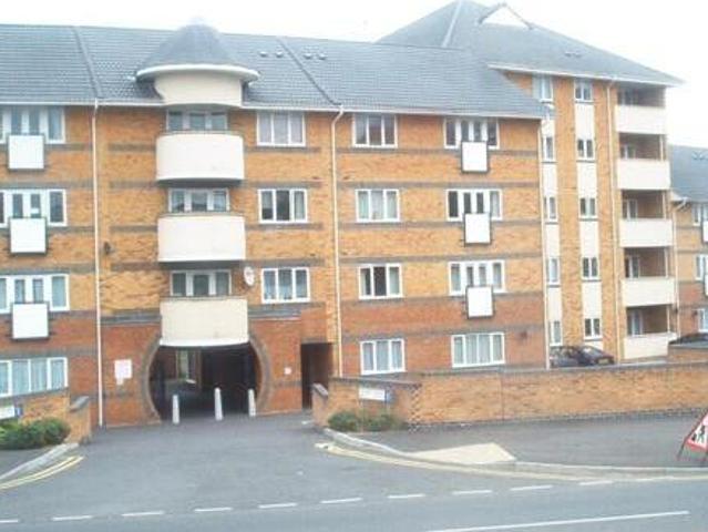 Winslet Place, Oxford Road, 2 Bedroom Ground