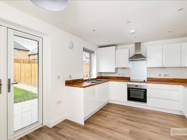 Winston Avenue, Sittingbourne ME10, 3 bed property to rent, £1,800 pcm | PrimeLocation