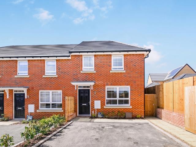 Winston Avenue, Sittingbourne ME10, 3 bed property to rent, £1,800 pcm | PrimeLocation