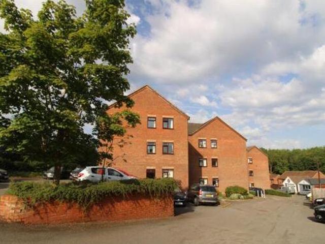 Winston Close, Woodford Halse, 2 Bedroom Apartment