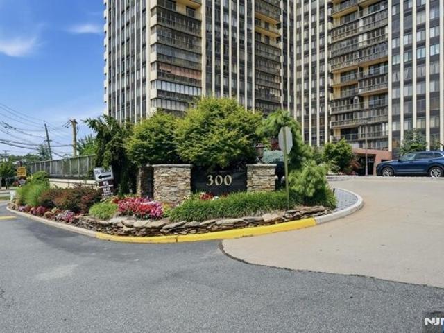 Winston Dr Unit C, Cliffside Park, Condo For Sale