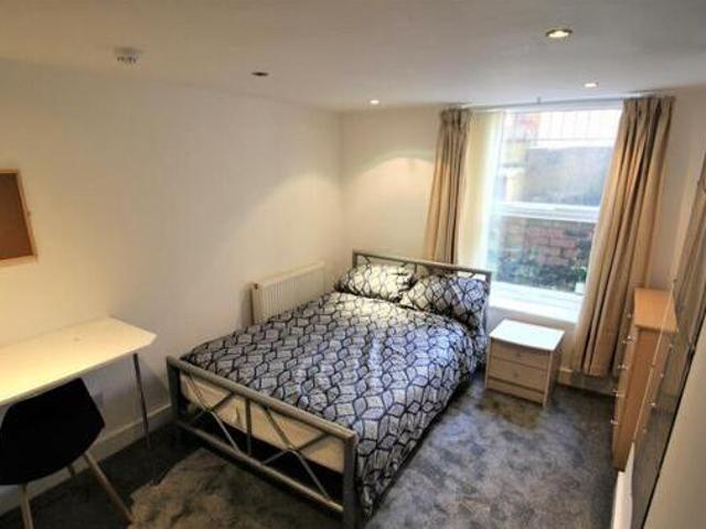 Winston Gardens, Headingley, 1 Bedroom House
