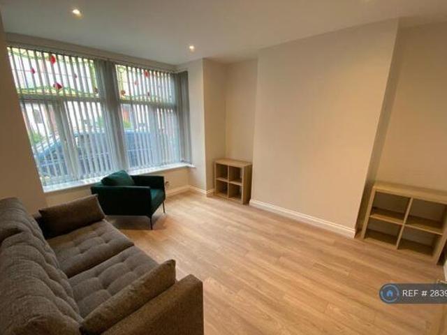 Winston Gardens, Leeds, 1 Bedroom Flat