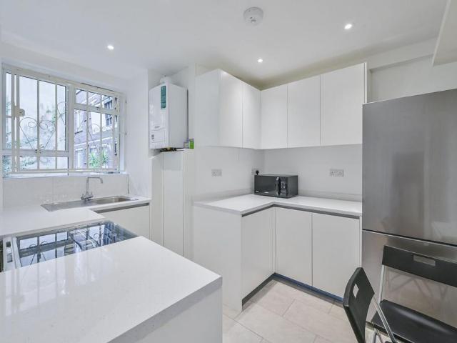 Winston House, Bloomsbury, London, WC1H 2 bed flat to rent £4,767 pcm £1,100 pw
