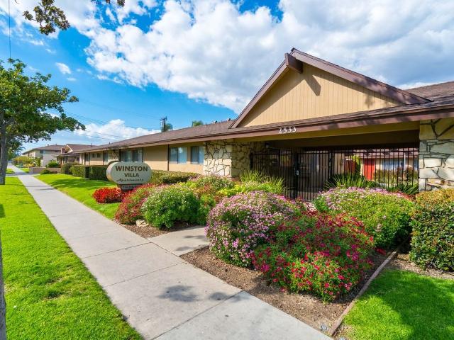 Winston Villa Apartments 2 Bedroom Apartment for Rent at 2533 W Winston Rd, Anaheim, CA 92804