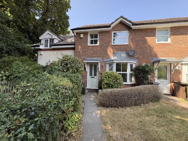 Winster Avenue, Dorridge B93 2 bed townhouse to rent £1,495 pcm £345 pw
