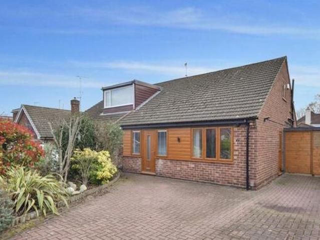 Winster Avenue, Ravenshead, 3 Bedroom Semi detached