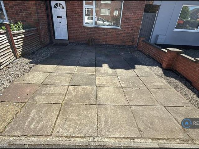 Winster Drive, Leicester, LE4 2 bed terraced house to rent £1,075 pcm £248 pw